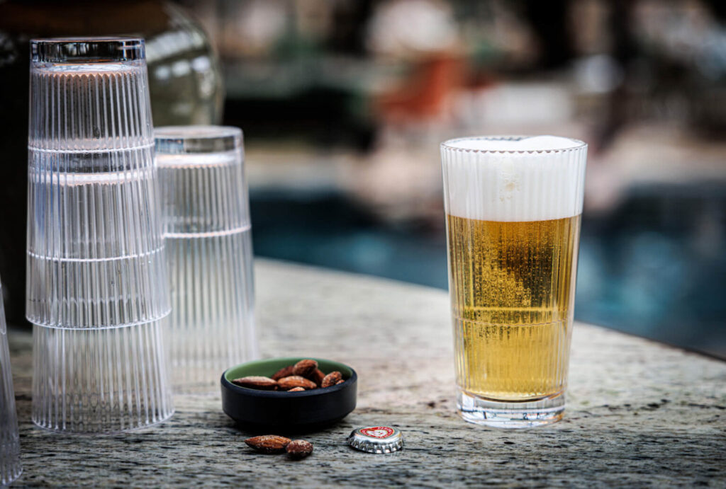 Ölglas Plast Stripe HB 40cl 12-pack - Se pris och leveranstid ...